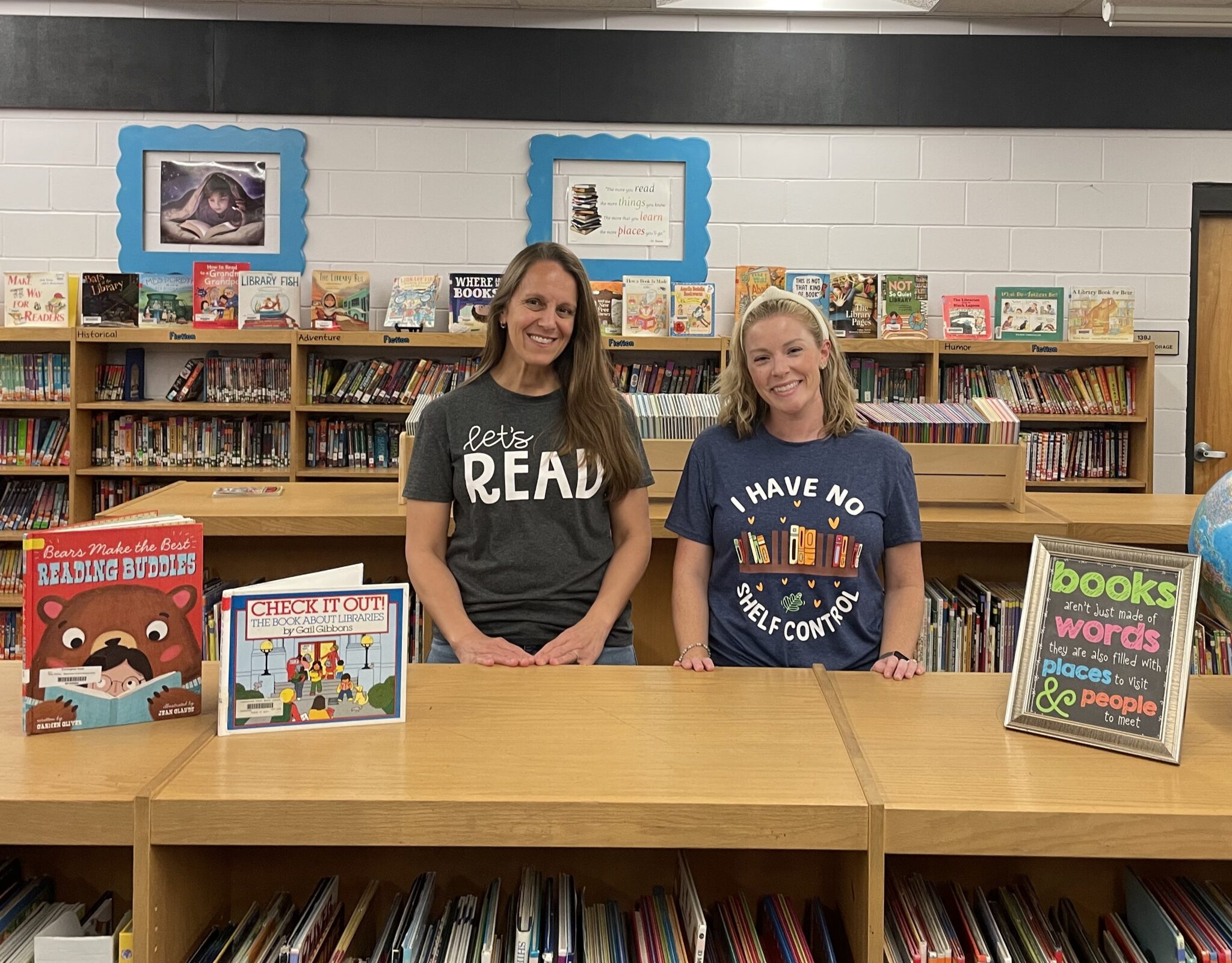 Media Center – Cunningham Creek Elementary School